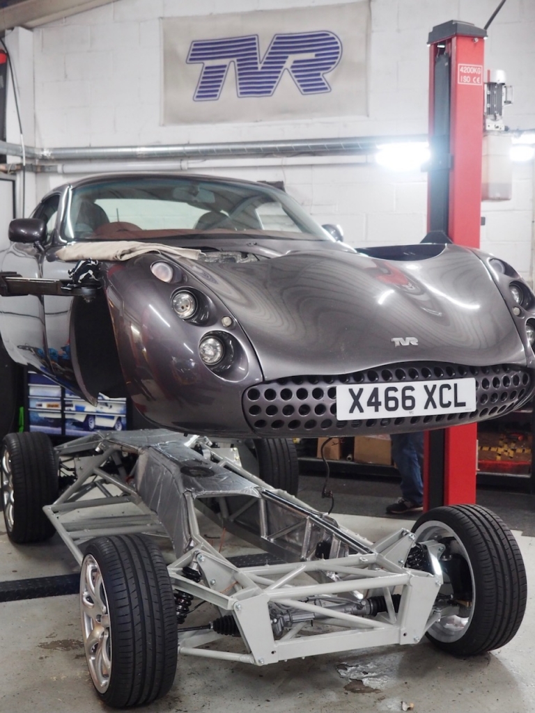 TVR Body-Off Rebuilds - TVR 101